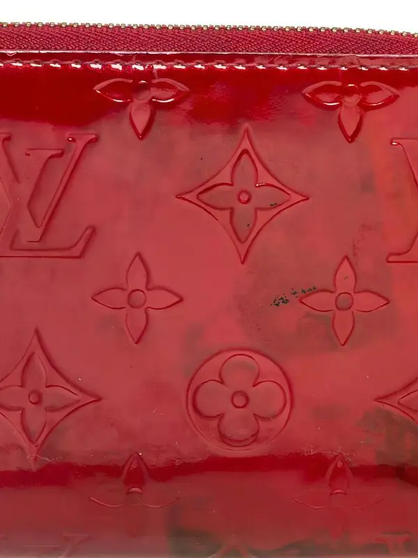 LOUIS VUITTON Zippy Wallet - Red