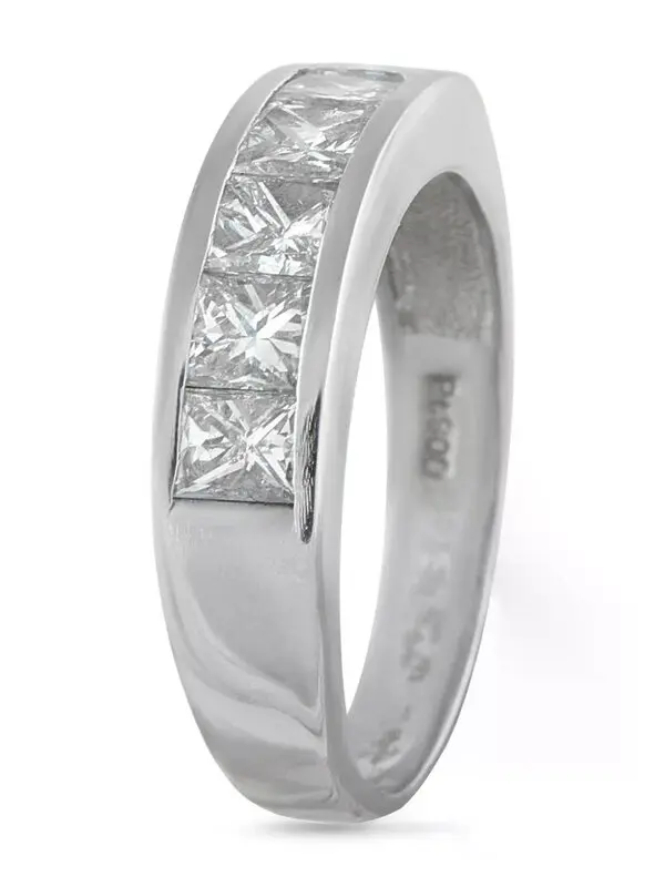 LB EXCLUSIVE Platinum Square-cut Diamond Ring