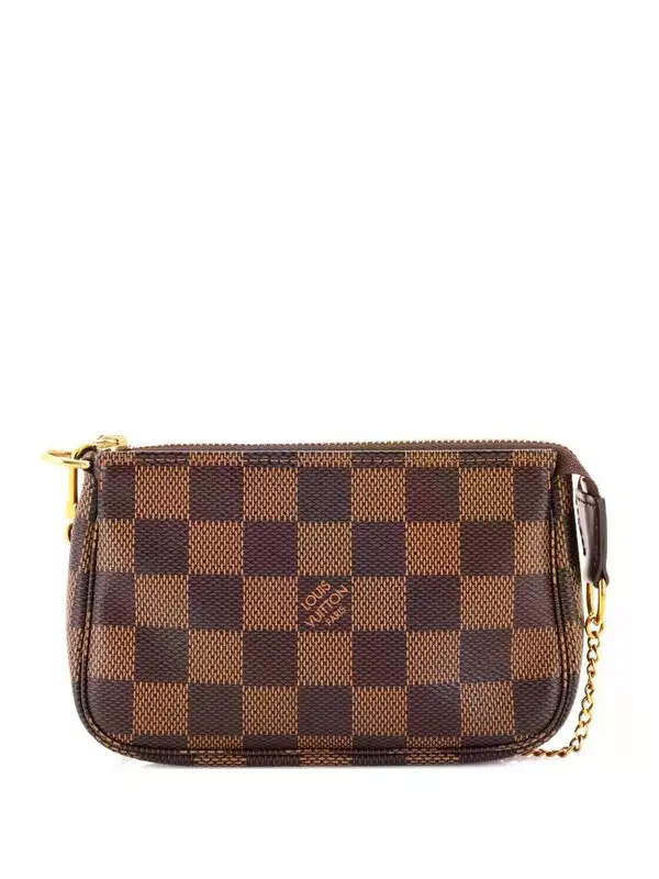 LOUIS VUITTON Pochette Accessoires Damier Clutch