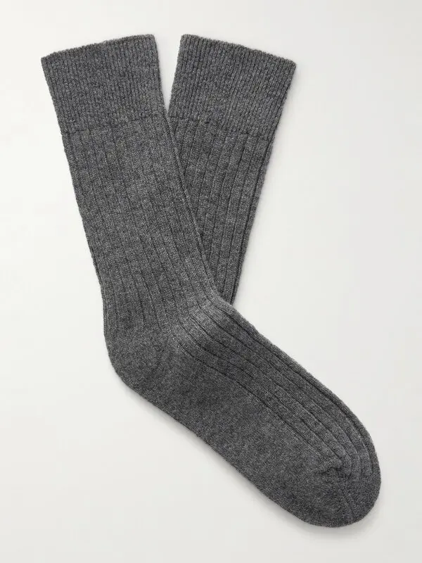 THE ELDER STATESMAN Ribbed Cashmere Socks - Gray