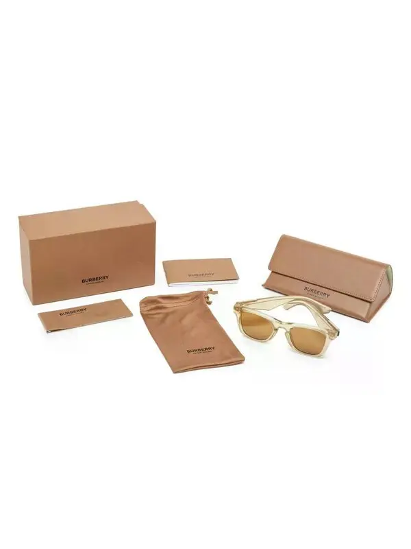 Burberry Wayfarer-frame Sunglasses