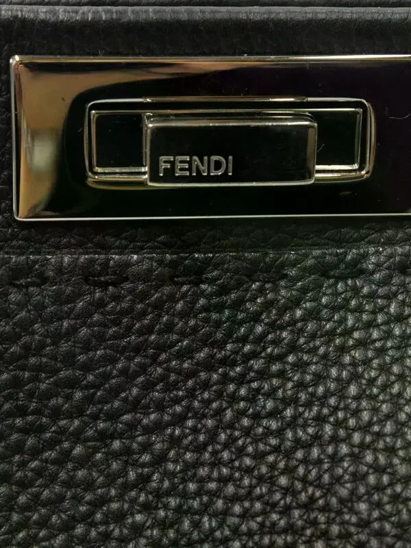 Fendi Medium Peekaboo Two-way Handbag - Black