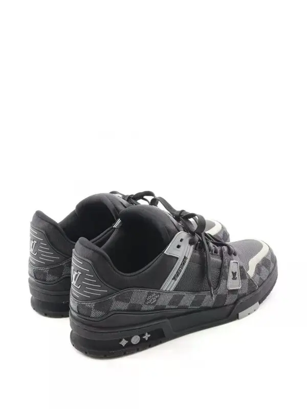 LOUIS VUITTON Trainer Sneakers