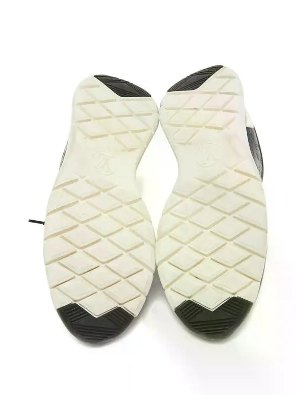 LOUIS VUITTON Monogram-panelled Sneakers - Black