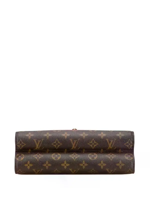 LOUIS VUITTON Monogram Victoire Crossbody Bag