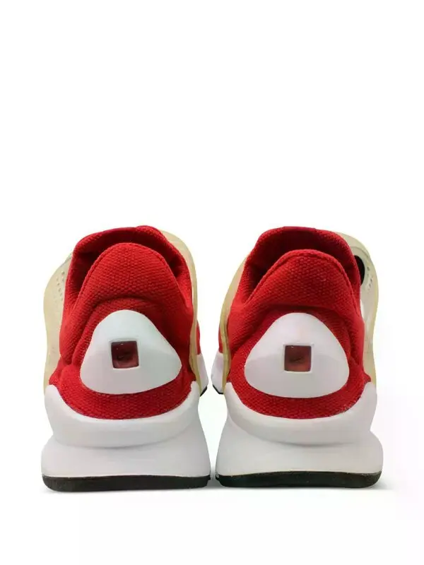 Nike Mesh Upper Sneakers - Red