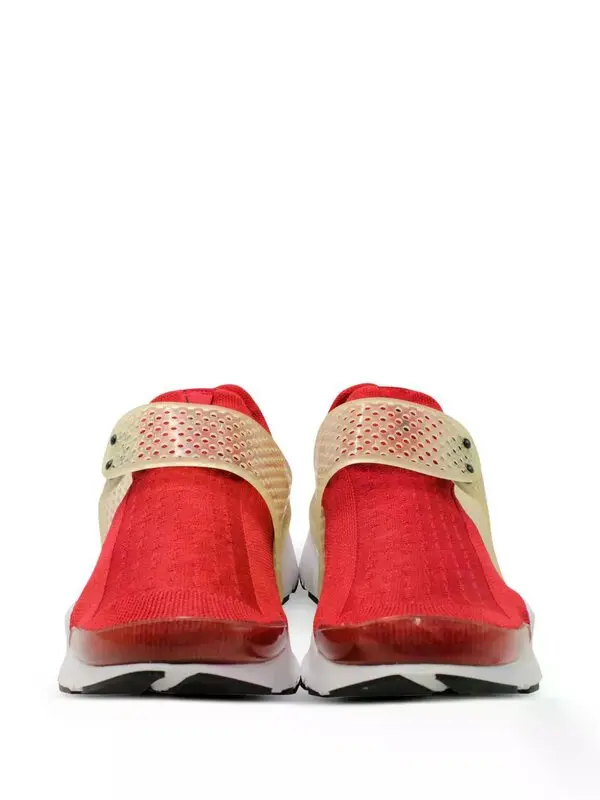 Nike Mesh Upper Sneakers - Red