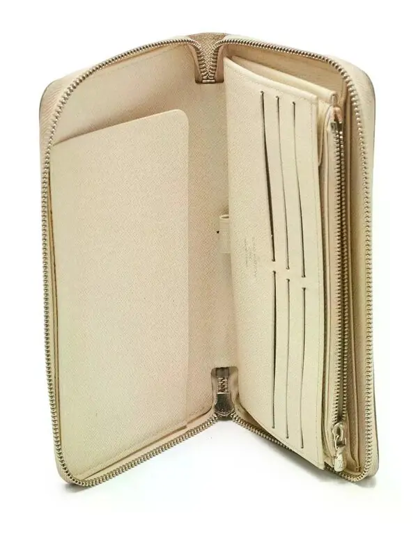 LOUIS VUITTON Zippy Leather Wallet