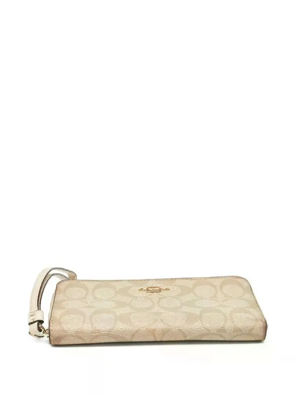 COACH VINTAGE Pre-owned Monogram Zip-around Wallet