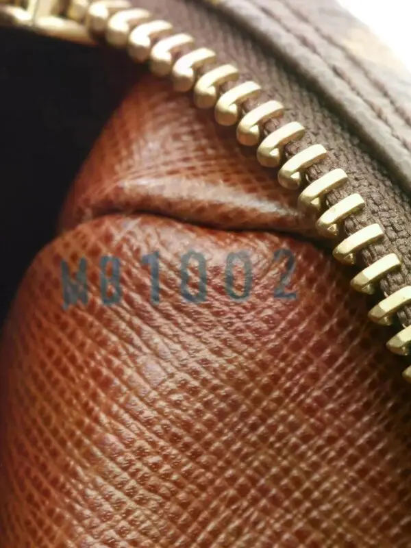 LOUIS VUITTON Pre-owned 2002 Trocadero 27 Shoulder Bag