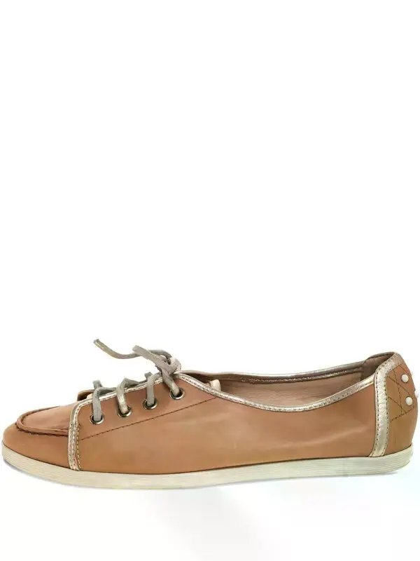 TOD'S Vintage Leather Sneakers - Neutrals