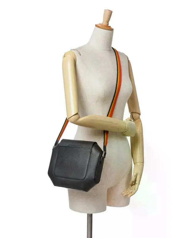 Hermès Epsom Octogone 23 Crossbody Bag - Black