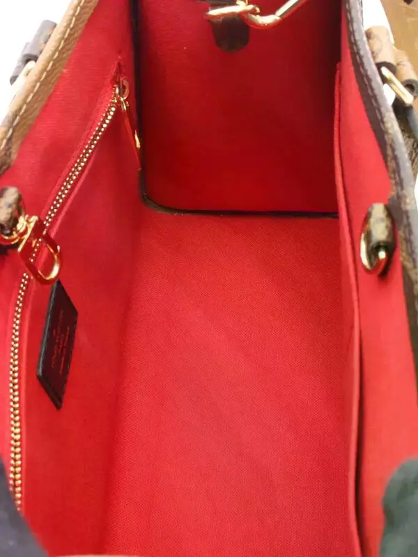 LOUIS VUITTON Monogram Reverse Giant Onthego Pm Satchel