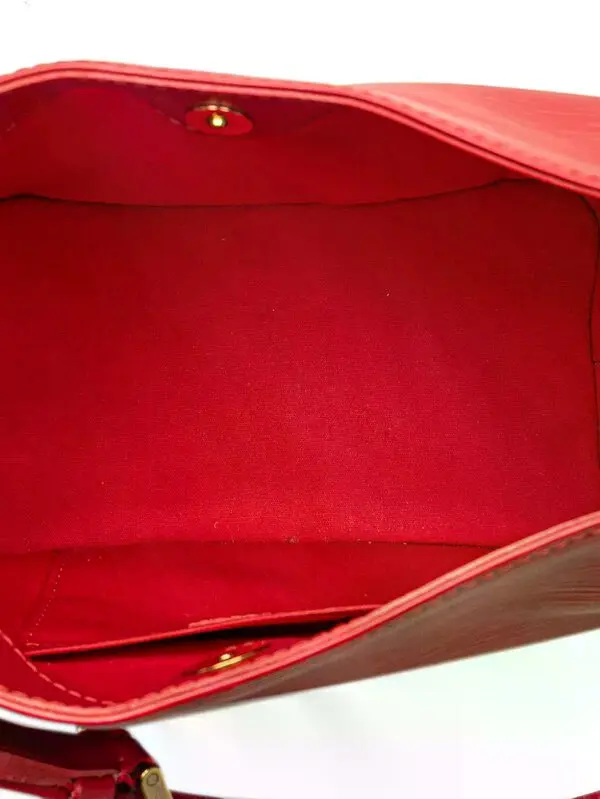 LOUIS VUITTON 2004 Epi Mandara Pm Shoulder Bag - Red