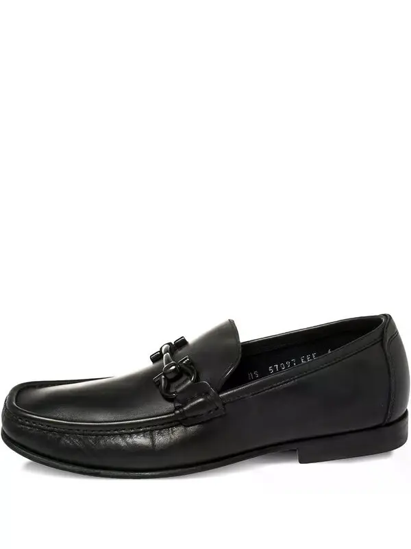 FERRAGAMO Calf Leather Gancini Detail Loafers