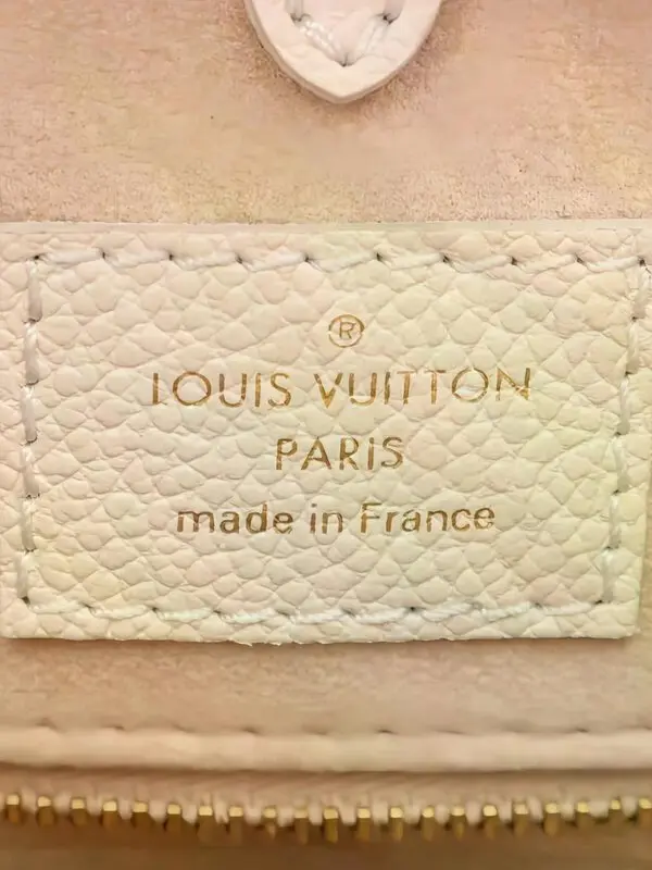 LOUIS VUITTON 2010s Onthego Mm Monogram Leather Tote Bag