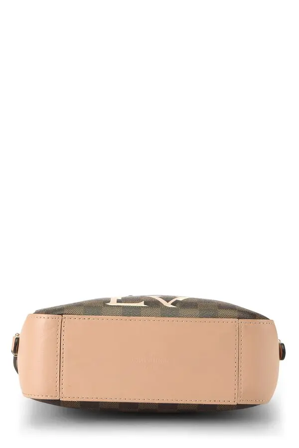 LOUIS VUITTON Damier Ebene Santa Monica Crossbody - Pink