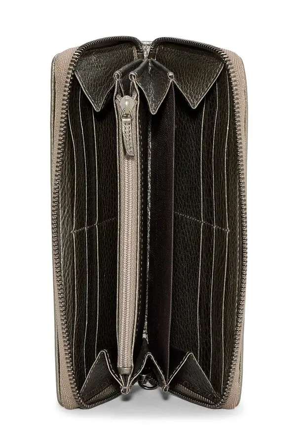 Gucci Metallic Soho Zip Around Wallet - Grey