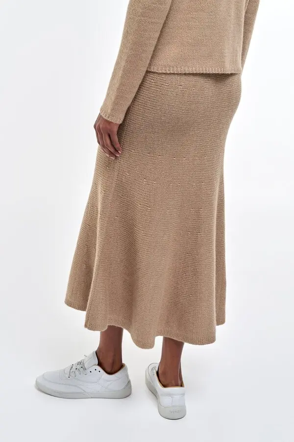 Gabriela Hearst Manni Cashmere Knit Maxi Skirt - Camel