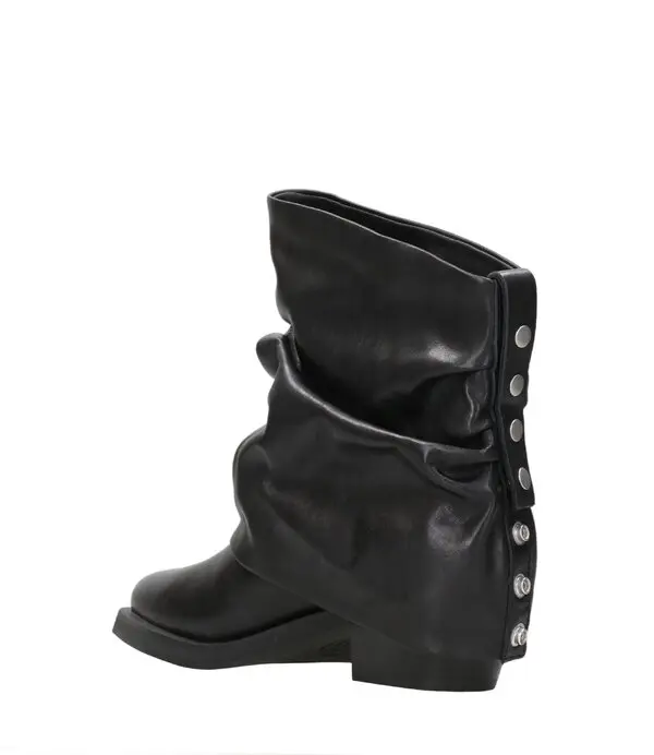 Ash Leather Boots With Stud Detail - Black