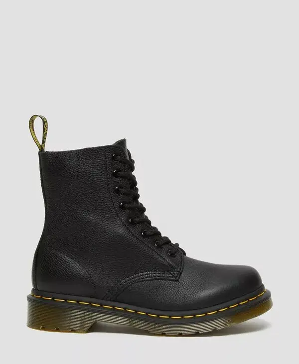 Dr. Martens 1460 Pascal Boots