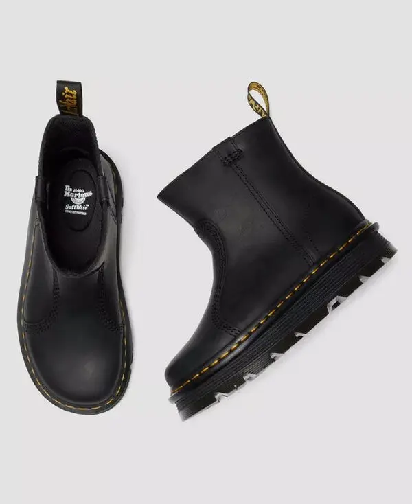 Dr. Martens Rigger Zebzag Boots