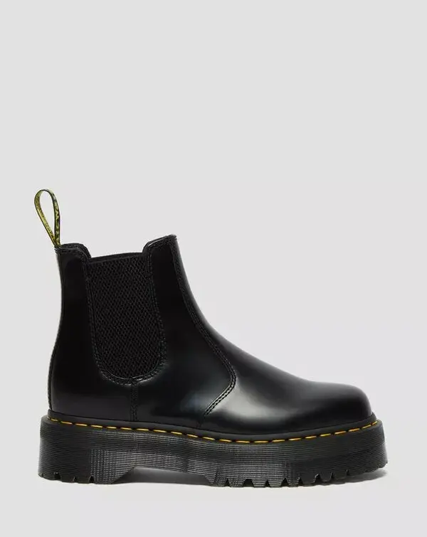 Dr. Martens 2976 Quad Chelsea Boots