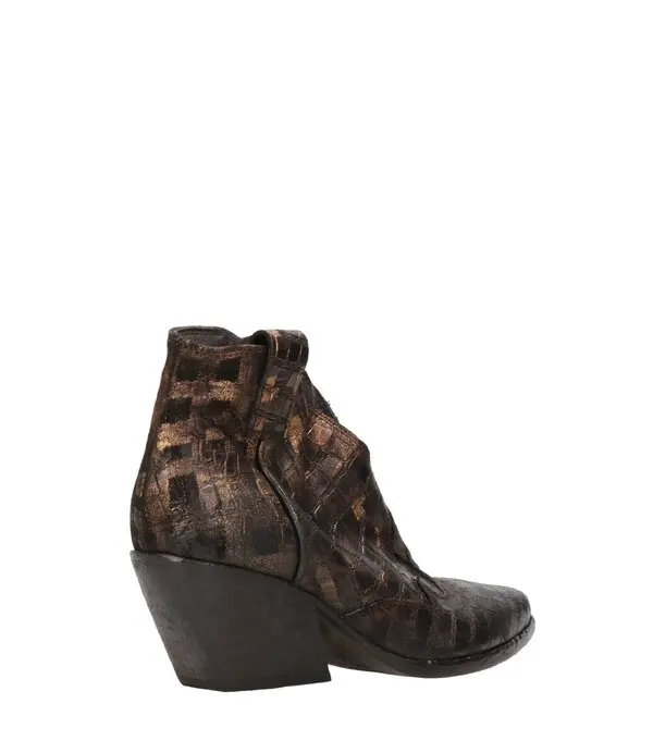 Elena Iachi Ankle Boots With Crocodile Pattern