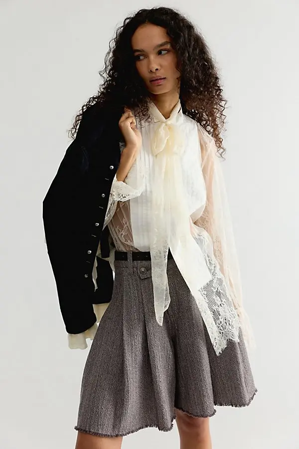 BALI Ophelia Tuxedo Top - Snowbell
