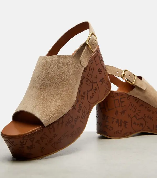 Chloé Maxime 80 Suede Wedge Sandals - Beige