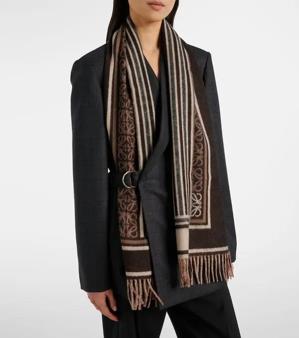 Loewe Anagram Wool And Cashmere Jacquard Scarf - Brown