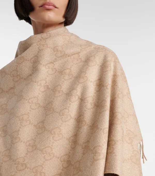 Gucci Gg Fringed Cashmere-blend Lamé Cape - Beige