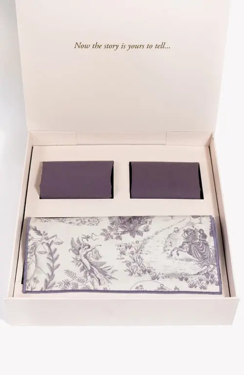 BOND & GRACE The Heroines Table Linens Set