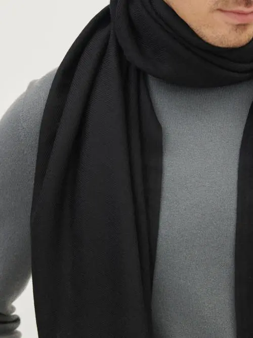 Gobi Cashmere Lightweight Cashmere Woven Scarf - Black