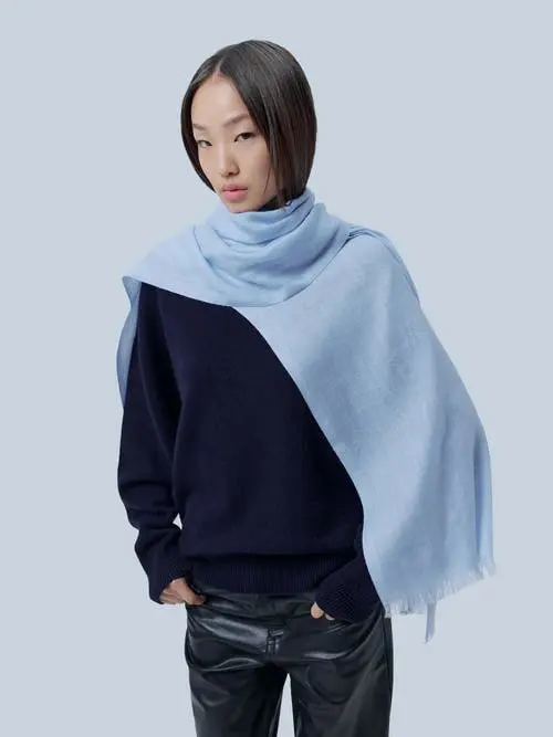 Gobi Cashmere Lightweight Cashmere Woven Scarf - Light Blue