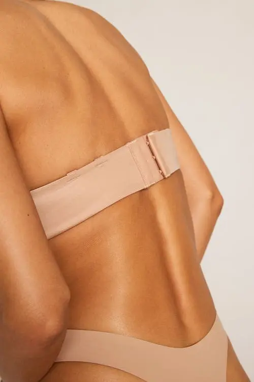 NEGATIVE UNDERWEAR Glacé Strapless Bra - Buff