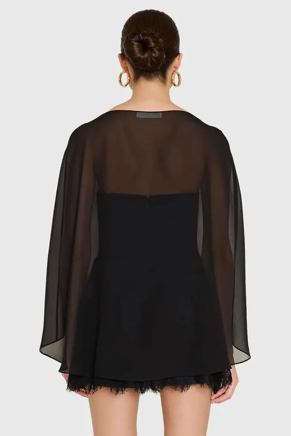 Amanda Uprichard Rachel Cape