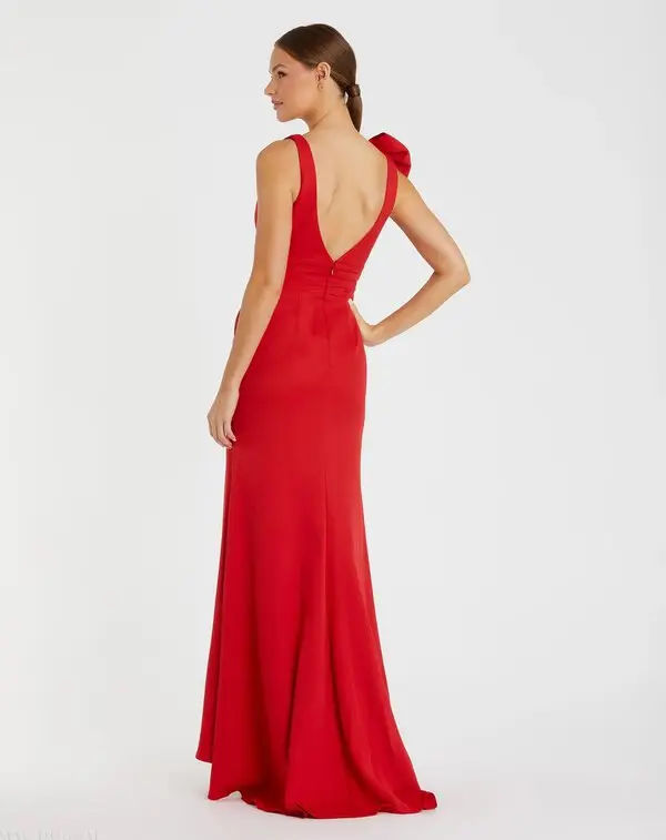 Mac Duggal Sleeveless V-neck Bow Detail Gown - Red