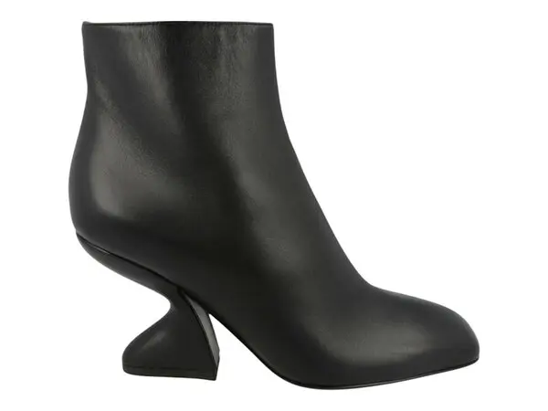 FERRAGAMO Sal 85 Ankle Booties
