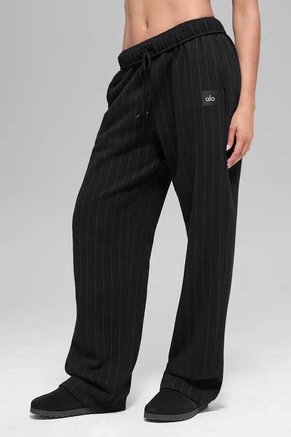 Alo Yoga Pinstripe Straight Leg Fleece Sweatpant - Black Pinstripe
