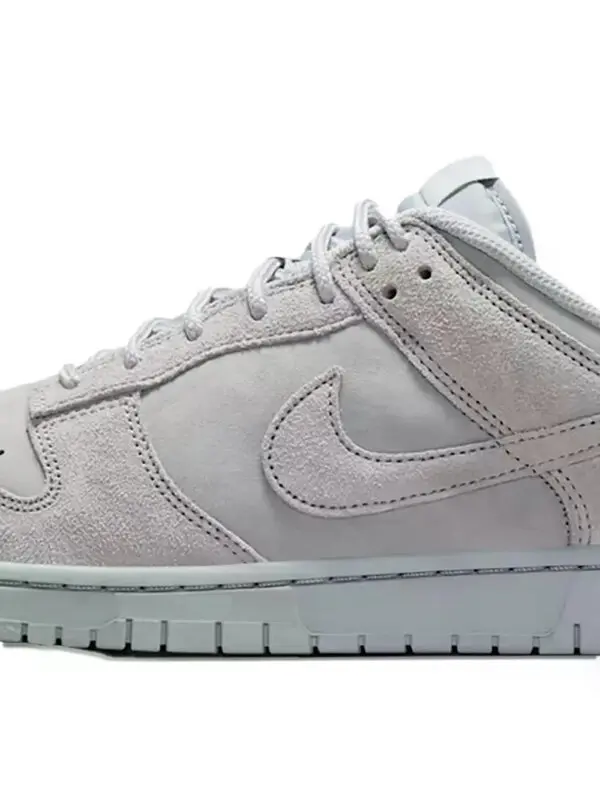 Nike Dunk Low Retro Se Sneakers - Grey