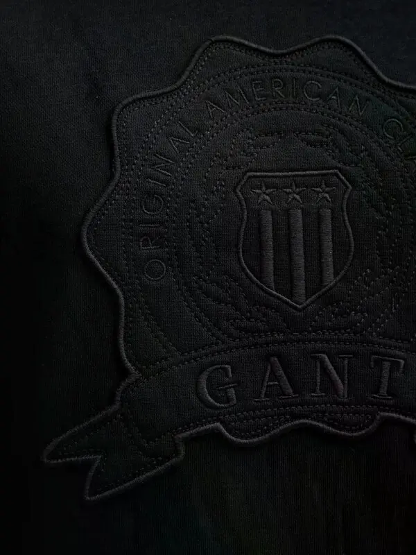 Gant Crew-neck Sweatshirt With Appliqué Detailing