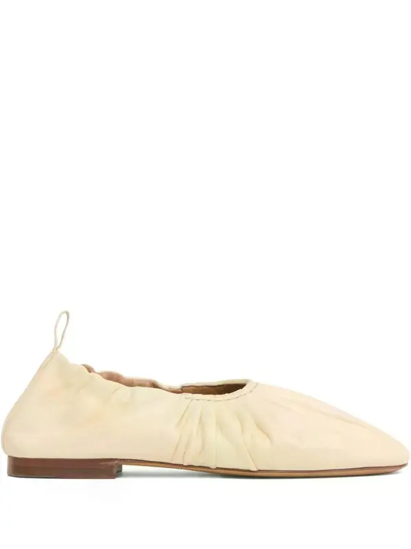 MANSUR GAVRIEL Ruched Ballerina Flat - Neutrals