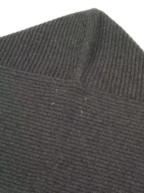 MAISON MARGIELA Ribbed Hooded Scarf