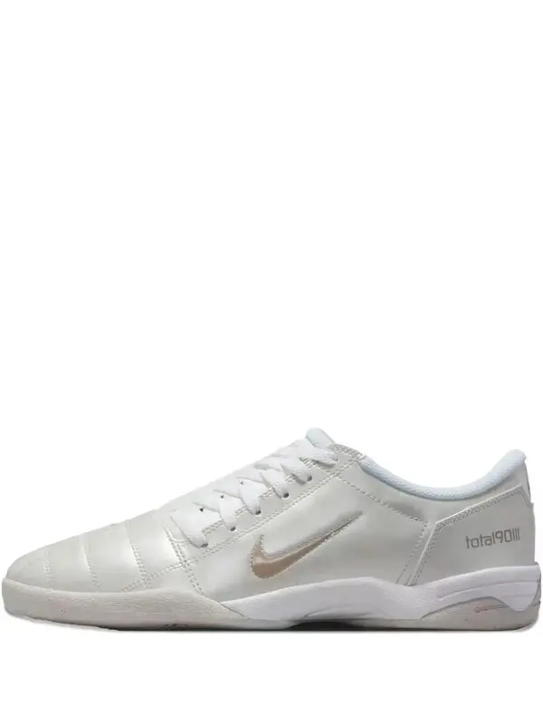 Nike Total 90 Premium Low-top Sneakers - White