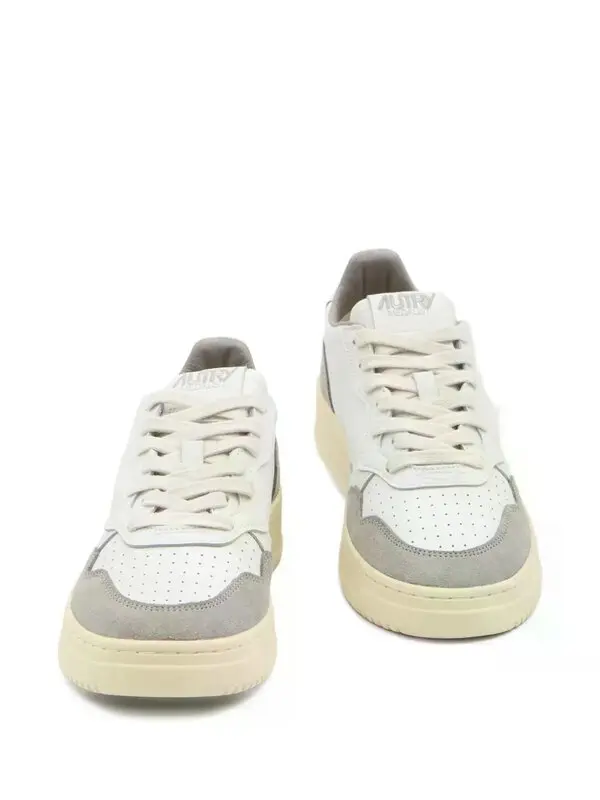 AUTRY Medalist Low-top Sneakers With Suede Inserts