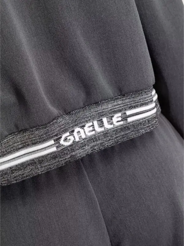GAELLE Zip Logo Top