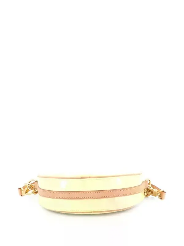 LOUIS VUITTON Croissant Nm Handbag Monogram Vernis Pm - Yellow