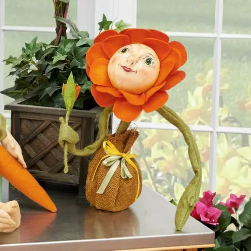 GALLERIE II Blossom Sunflower Joe Spencer Gathered Traditions Figurine