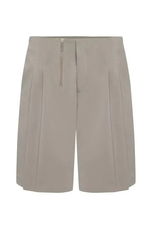 PCFG Cotton Woven Shorts With Double Front Pleats And Zip Detail - Beige